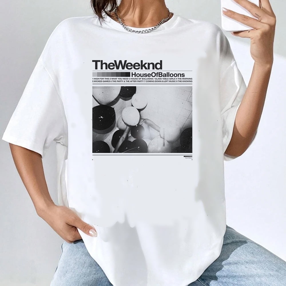Click here for Unbranded The Weeknd 79679 L prices