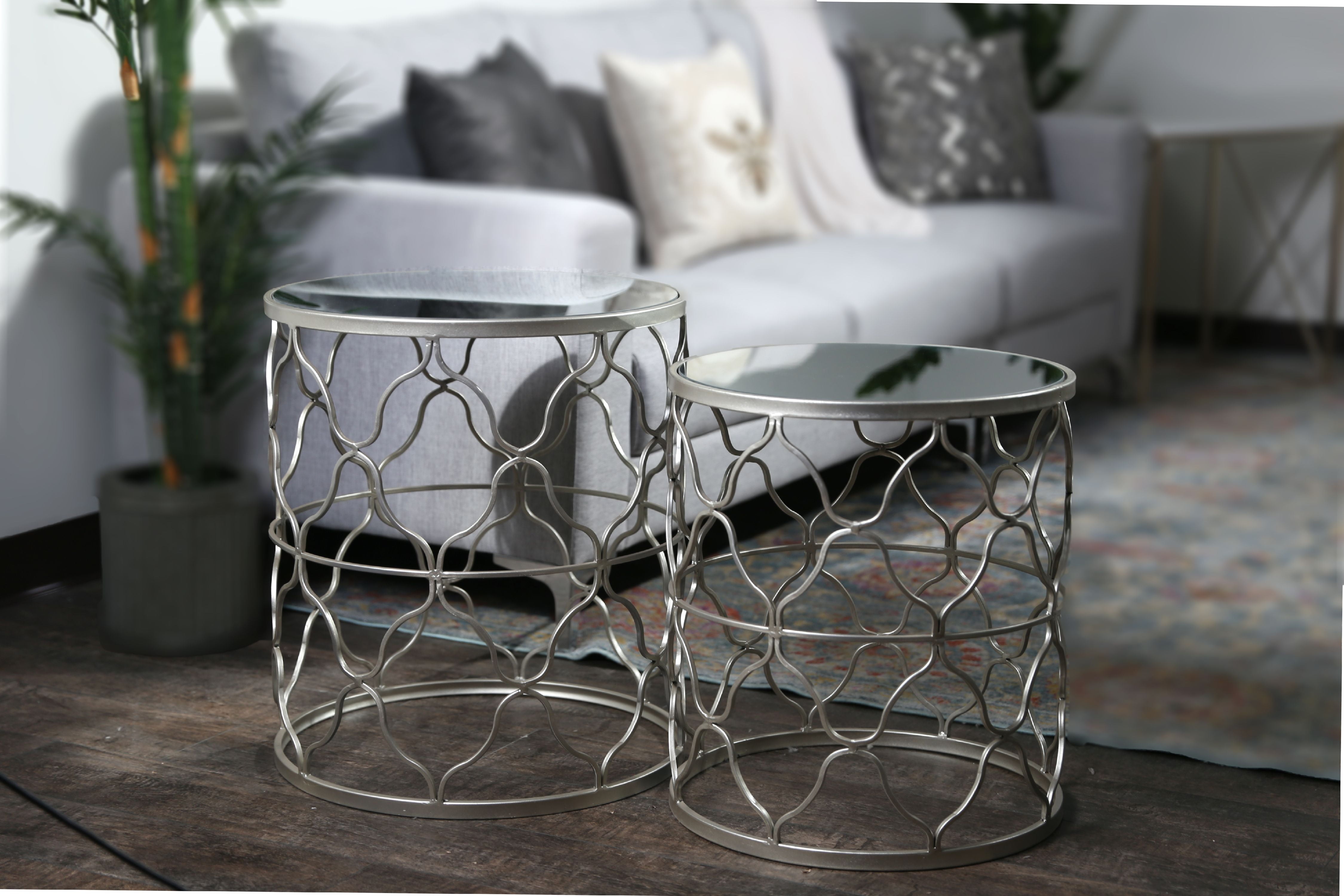 Urban Trends Collection: Metal Table, Metallic Finish, Silver - Walmart.com