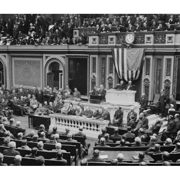 President Woodrow Wilson Delivering His Opening Message To The 63Rd ...