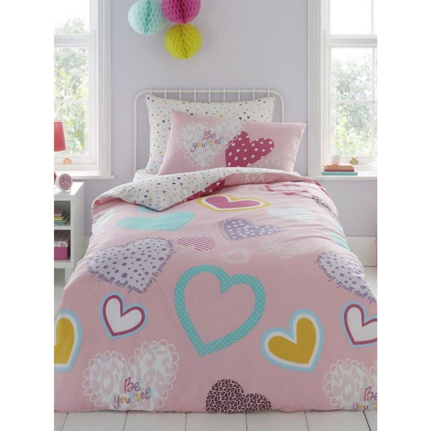Click here for Gaveno Cavailia Hearts Duvet Cover Set prices