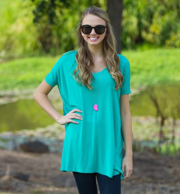 The Perfect Piko Short Sleeve V-Neck Tunic-Light Green New Size Medium ...