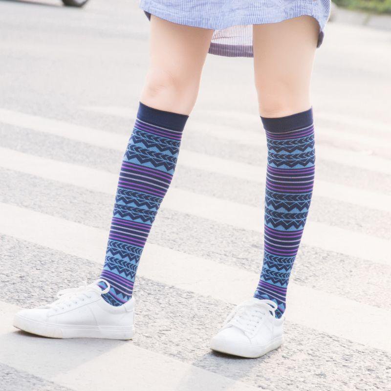 Sierra Socks - Unisex Graduated Colorful Patterned Compression Knee ...