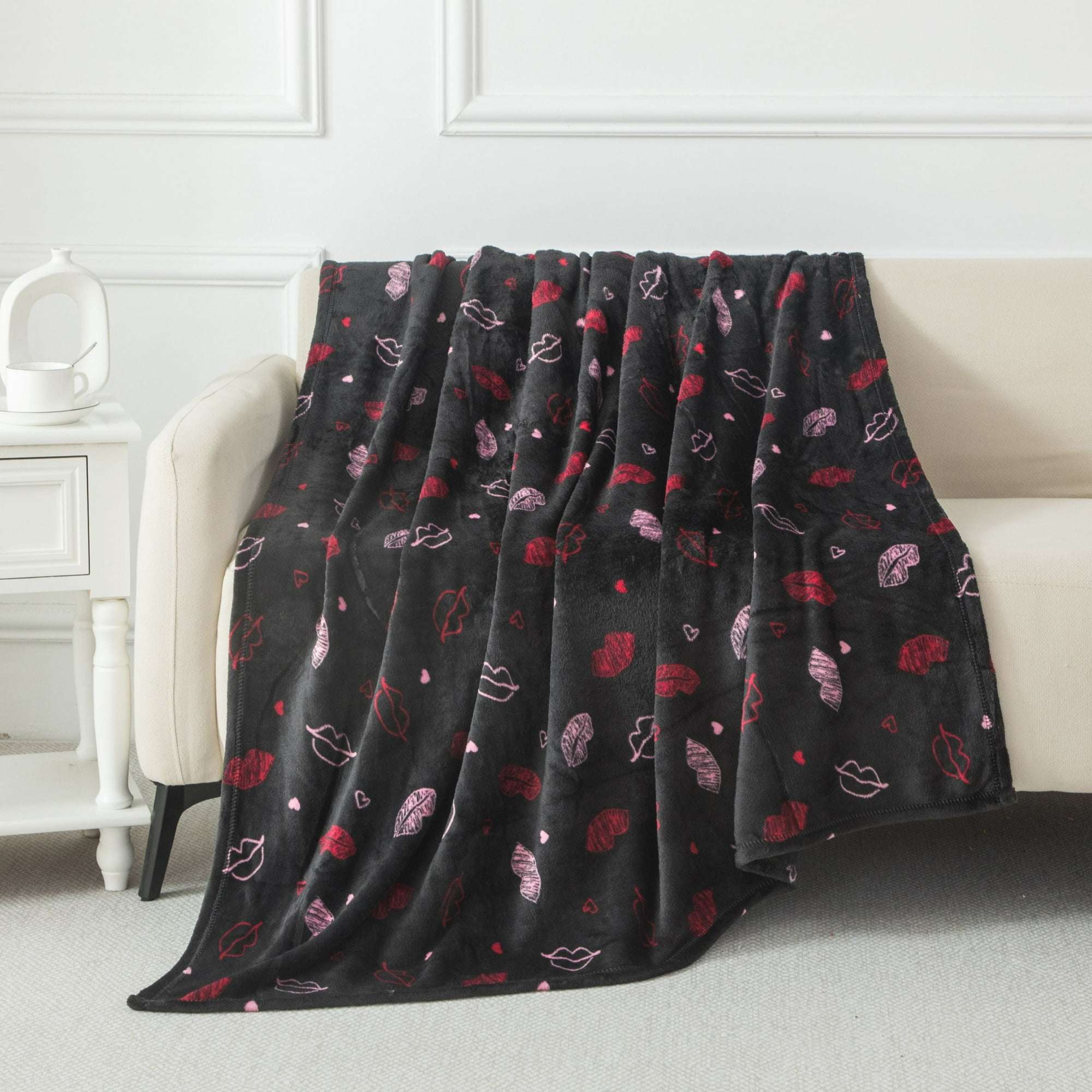 Click here for Mainstays Valentines Throw Blanket Hearts & Kisses... prices