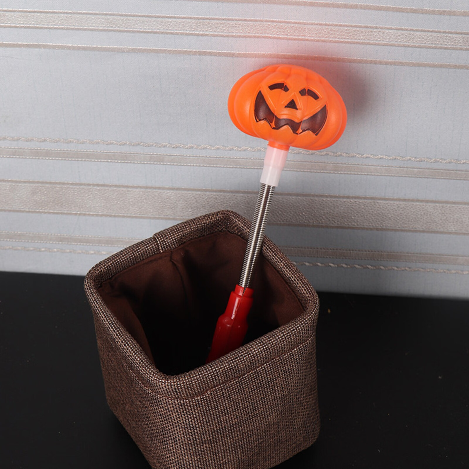 Flashing Stick Luminous Pumpkin Hand Hand Sticks Halloween Decoration ...