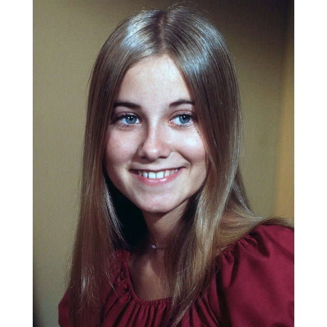 Maureen McCormick smiling portrait as Marcia The Brady Bunch 4x6 photo ...