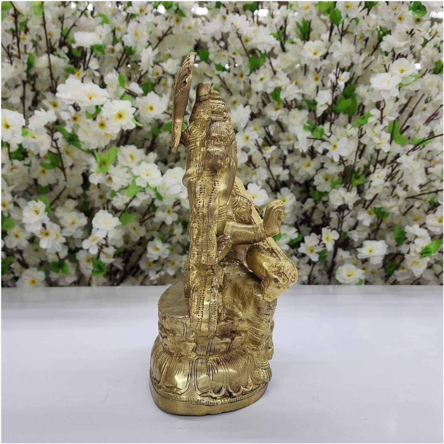 Goddess Saraswati Statues