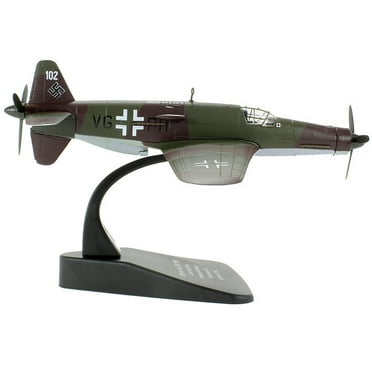 Heinkel 162 "Salamander" Jet Fighter Farnborough, England (1945 ...