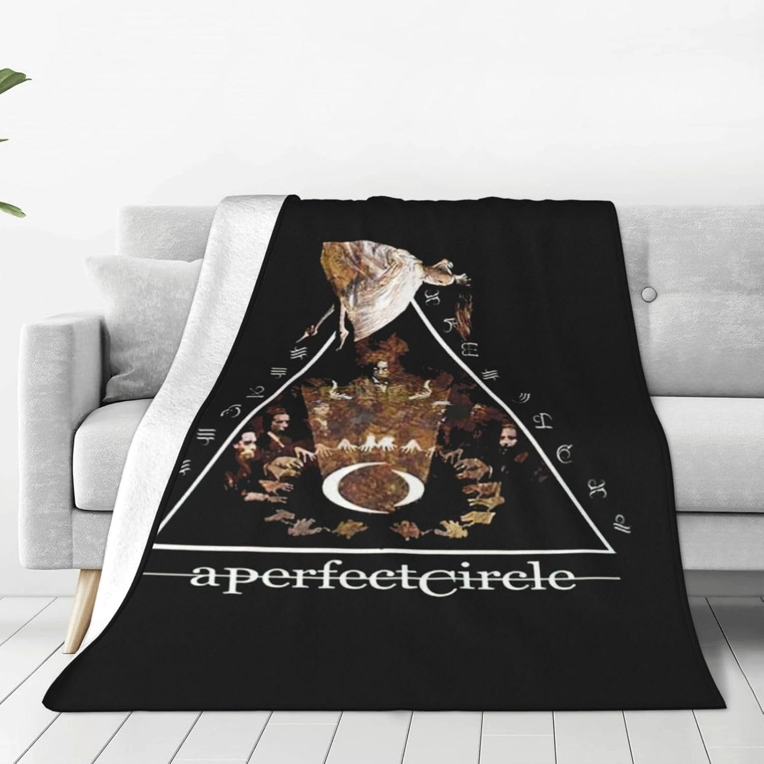 Click here for Walfour Throw Blankets A Perfect Circle Fleece Thr... prices