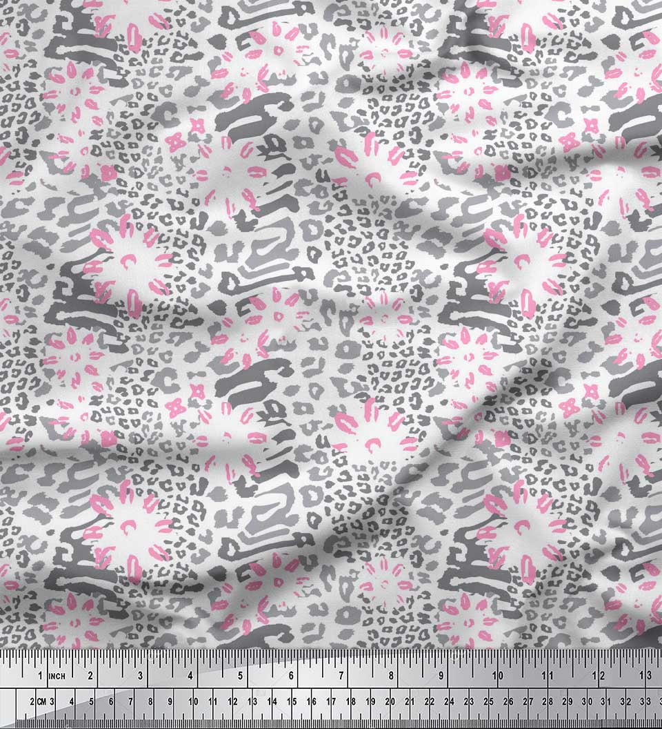 Soimoi White Cotton Poplin Fabric Leopard Animal Skin Fabric Prints By ...