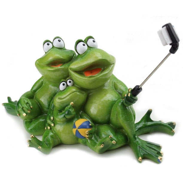 Novelty Funny Frog Family Figurines ~ Frog Family Taking Selfies ...