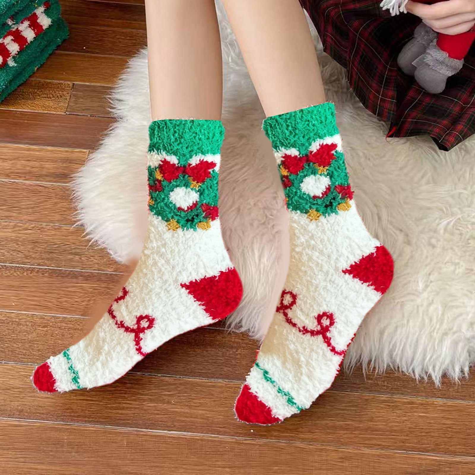Click here for Halons Christmas Socks For Women 2-Pack Fleece Mid... prices