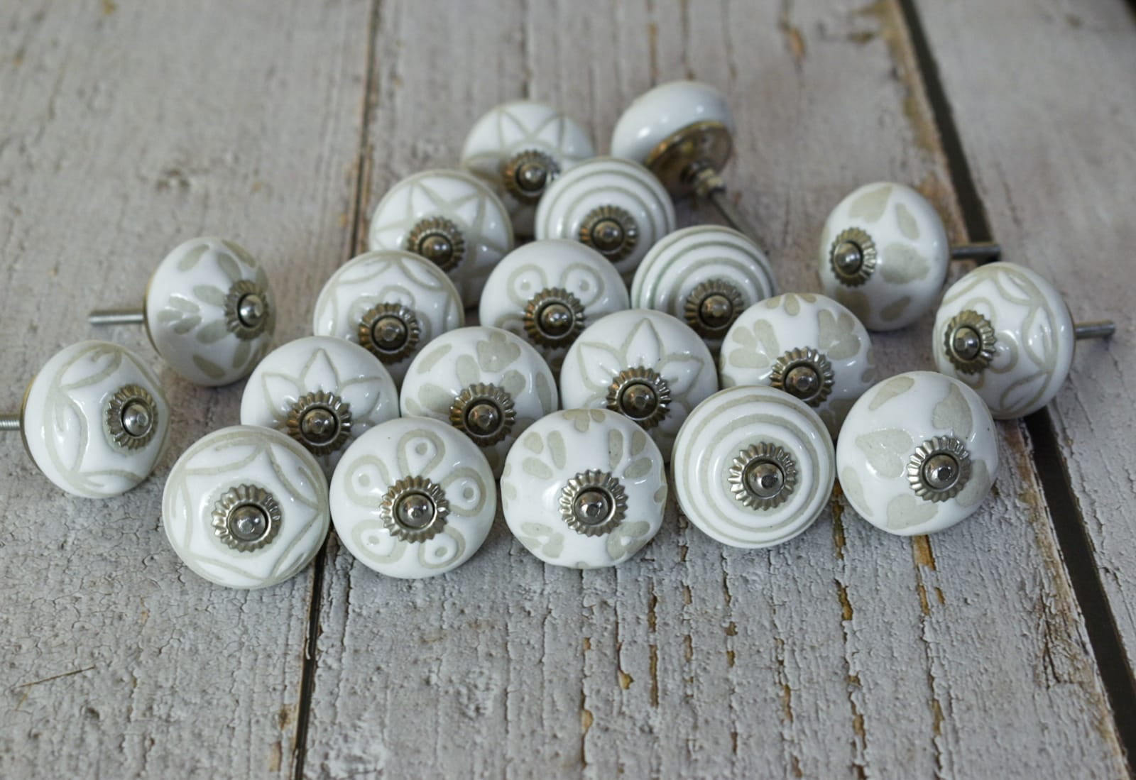 Ajuny Set of 20 Ceramic Multipurpose Grey and White Painted Knobs ...