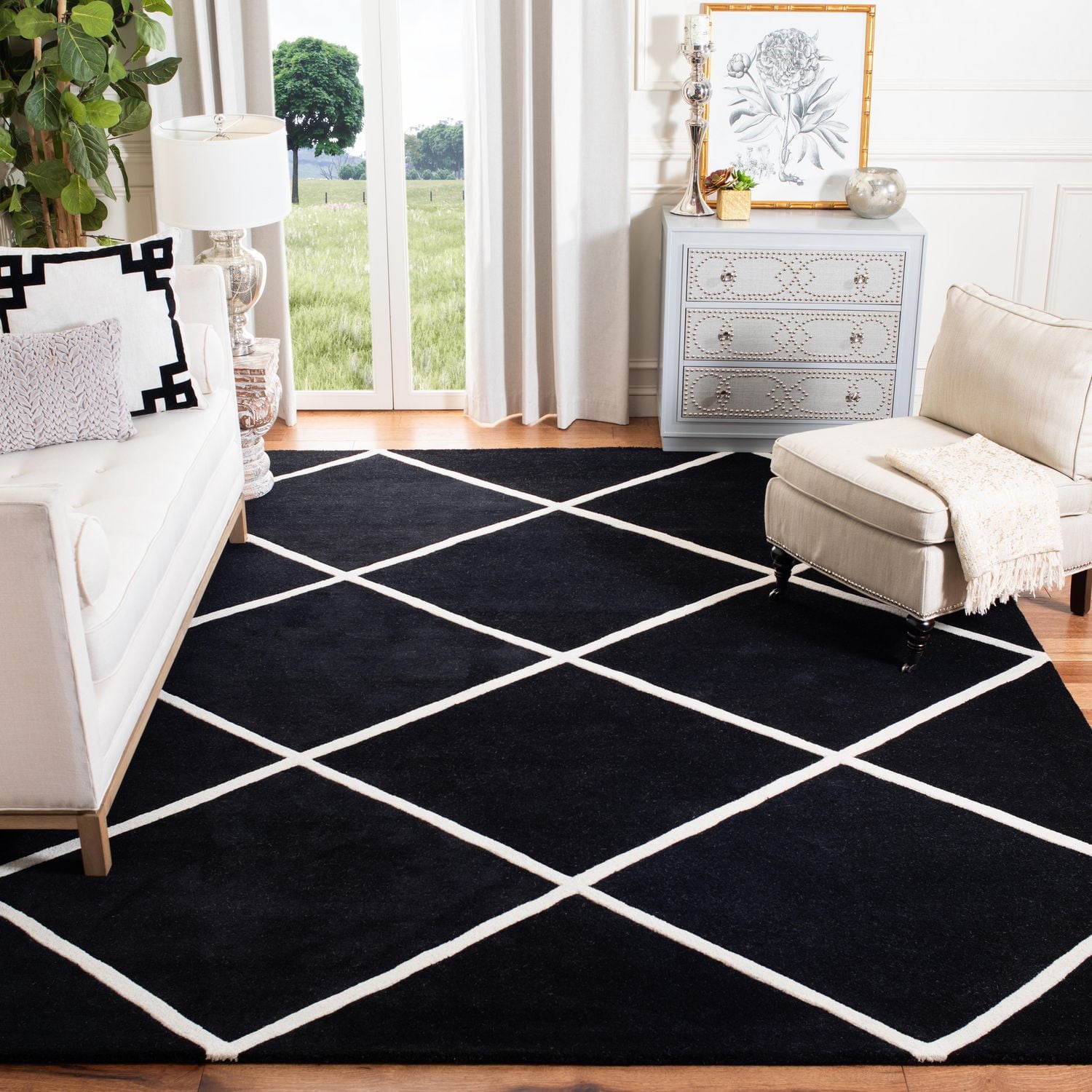 Click here for Safavieh Chatham Isaac Geometric Diamonds Area Rug... prices
