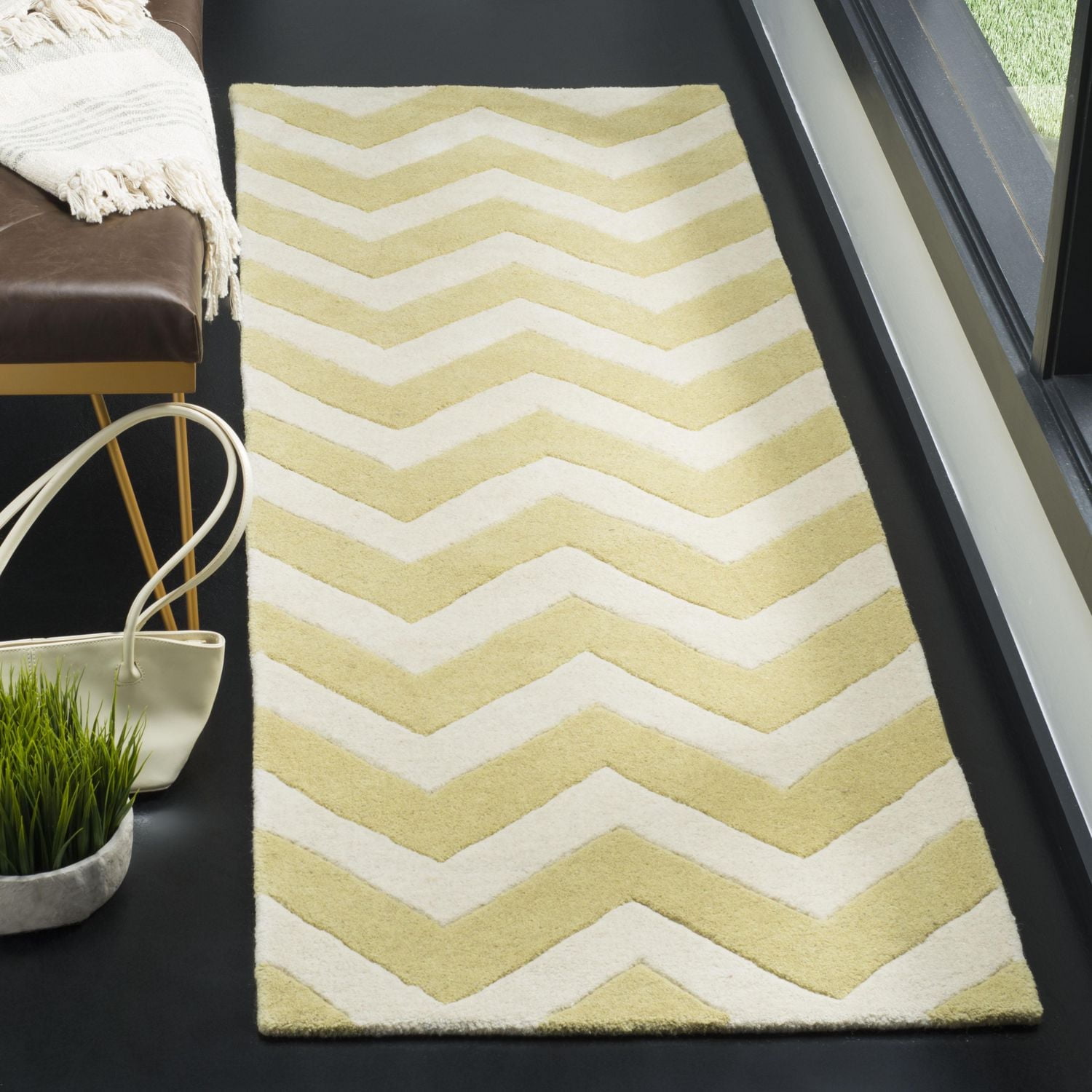 Click here for Safavieh Chatham Jake Zigzag Stripes Area Rug 23 X... prices