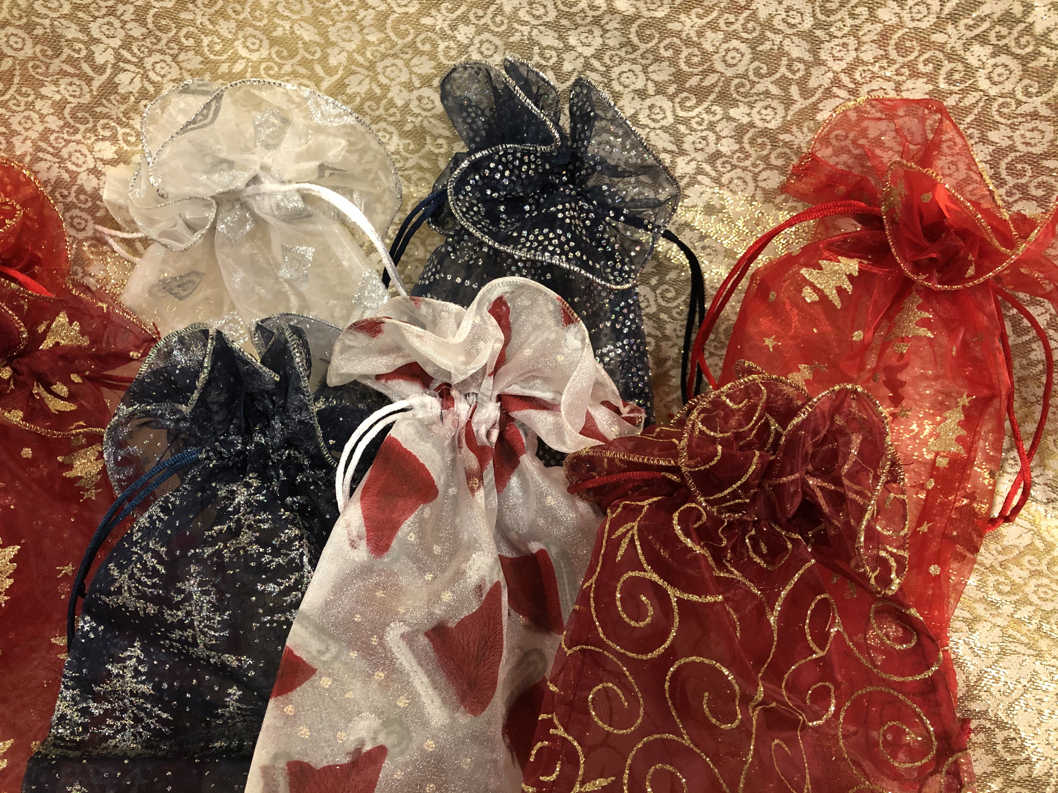 Charmed Christmas Holiday Organza Favor Bags Pouches with Ruffle on the ...