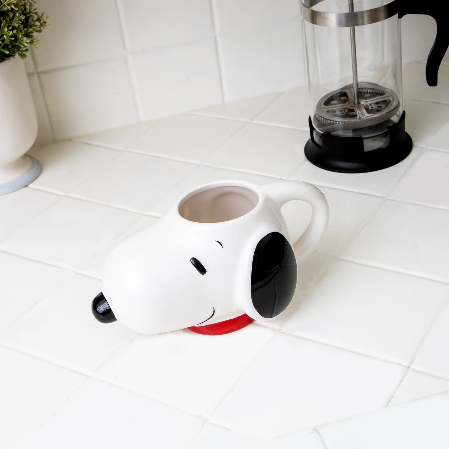 Click here for Vandor Peanuts Snoopy Sculpted Ceramic Mug 16 Oz prices