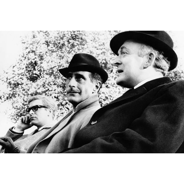 Michael Caine and Guy Doleman and Nigel Green in The Ipcress File ...