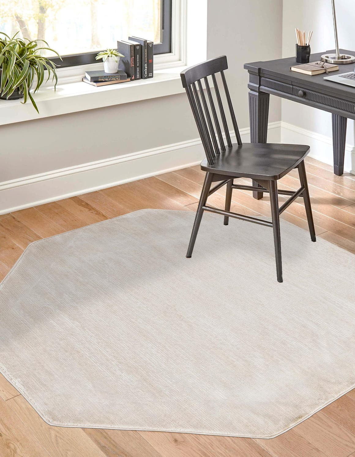 Rugs.com Finsbury Collection Rug – 5' 3 Octagon Ivory Medium Rug ...