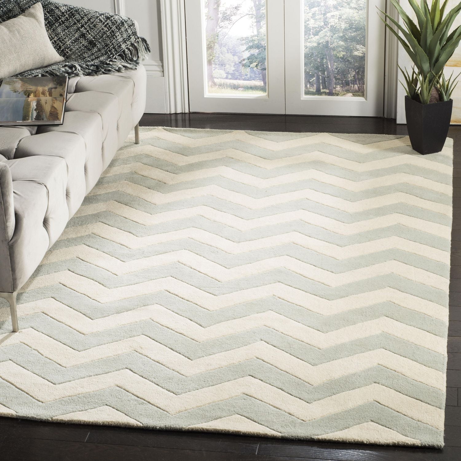 Click here for Safavieh Chatham Jake Zigzag Stripes Area Rug 5 Ft... prices