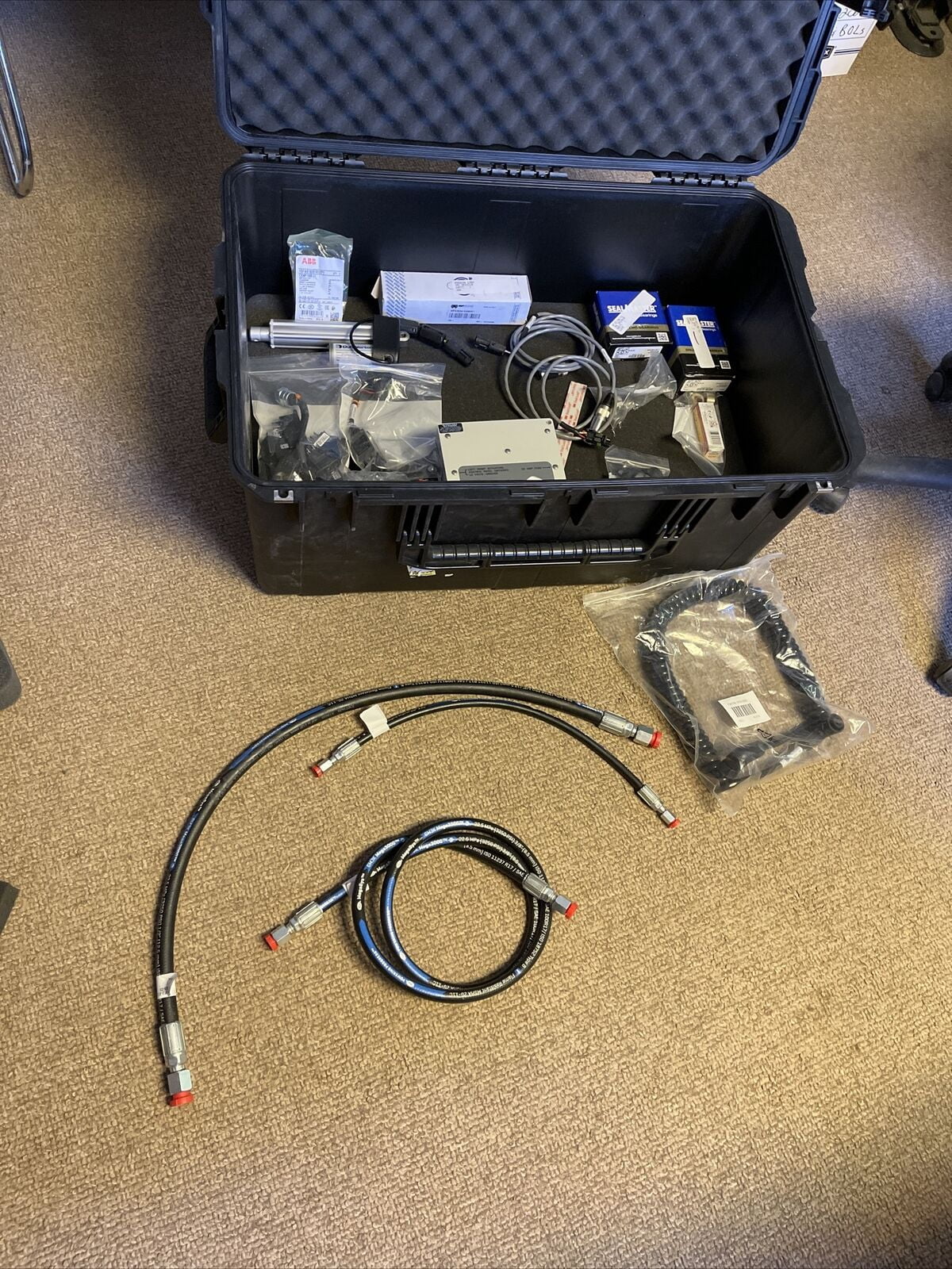 SOMERO / TRIMBLE CONTROL BOX, HYDRAULIC ASSEMLBY FOR CONCRETE FINISHING ...