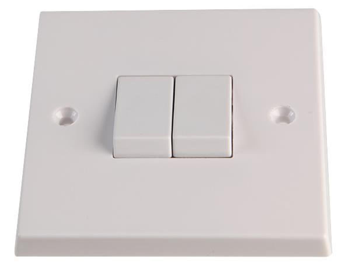 VOLEX ACCESSORIES - 10AX 2 Gang 2 Way Light Switch - Walmart.com