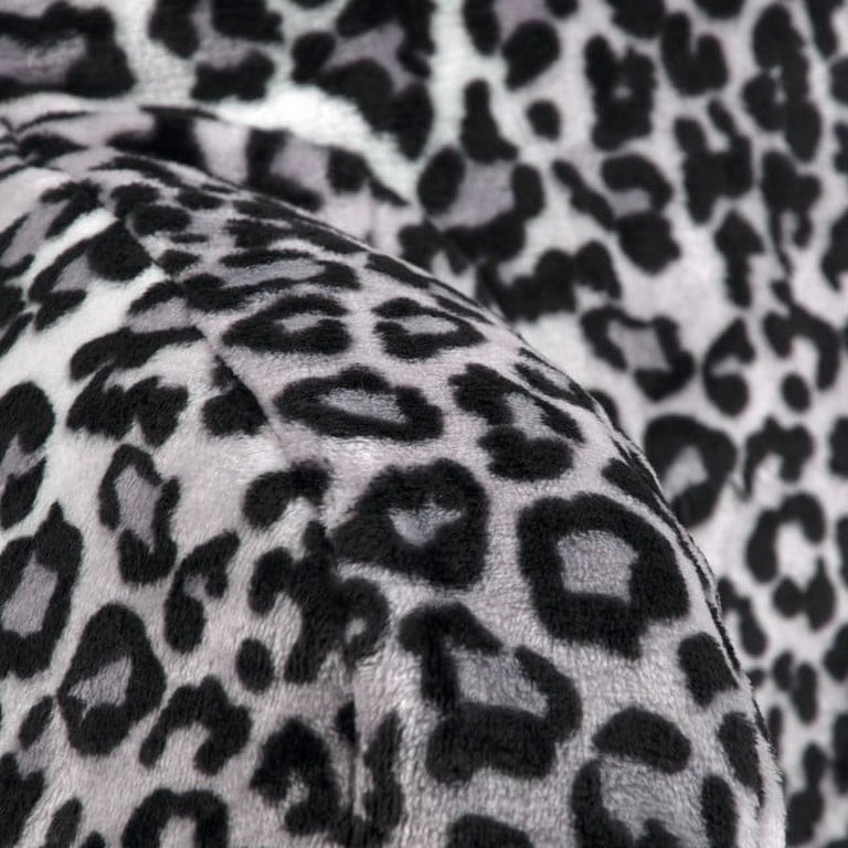 Snow Leopard Print