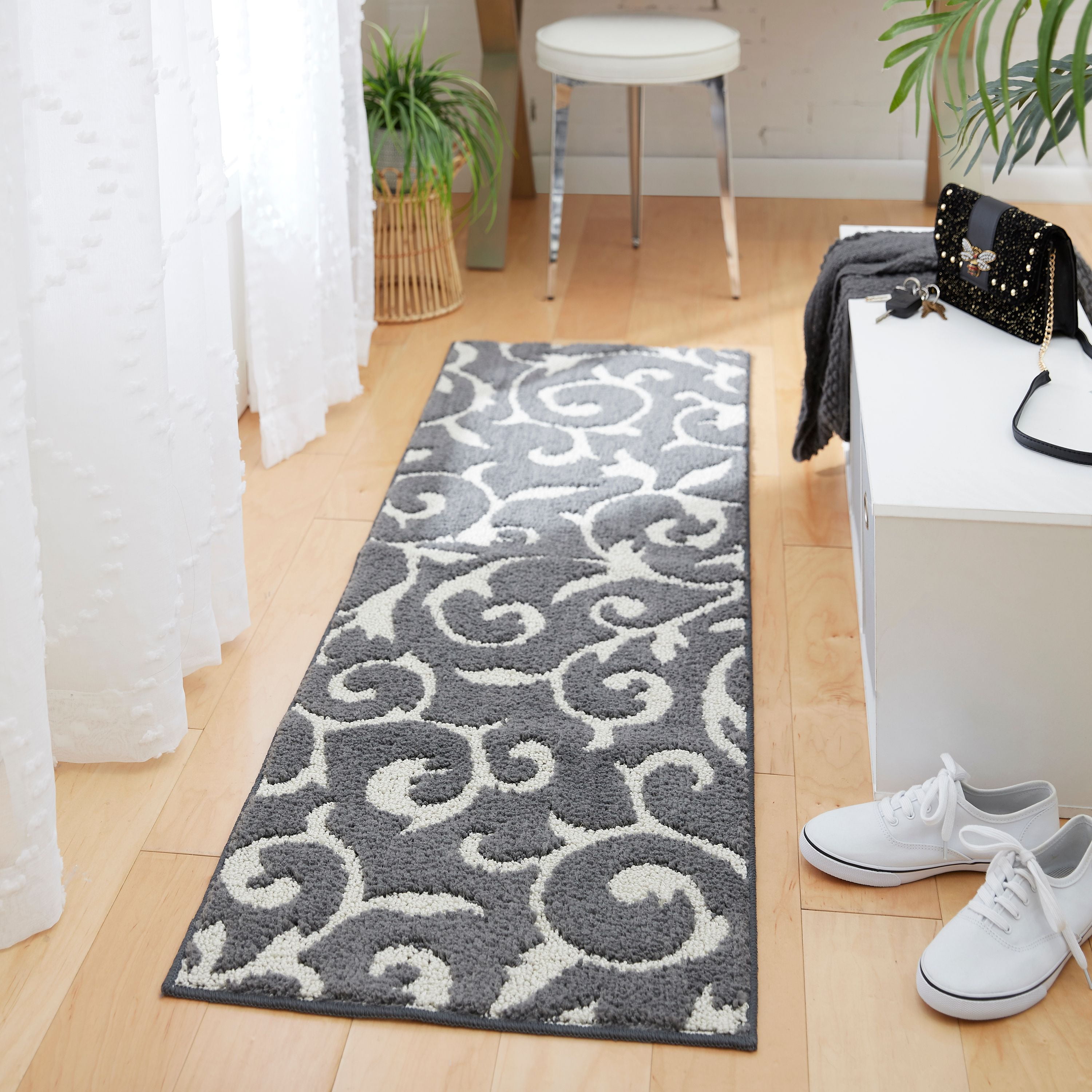 Mainstays Williston Floral Indoor Living Room Runner, Gray, 1'8" x 5 ...