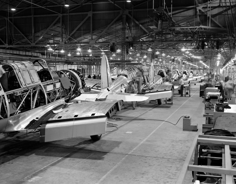 Aircraft Factory C1942 Nassembly Line Production Of Bt-13A Valiant ...