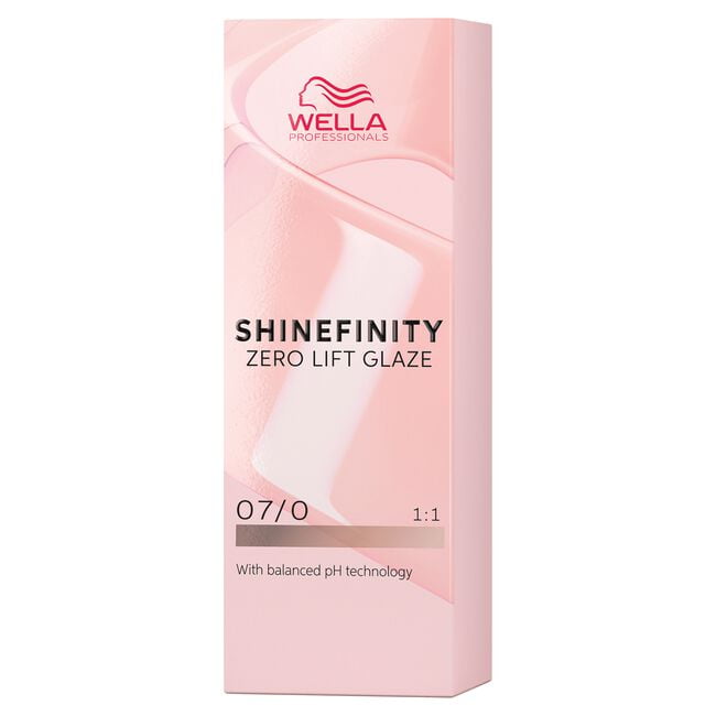 Click here for Wella Shinefinity Zero Lift Glaze - 06/0 Dark Blon... prices