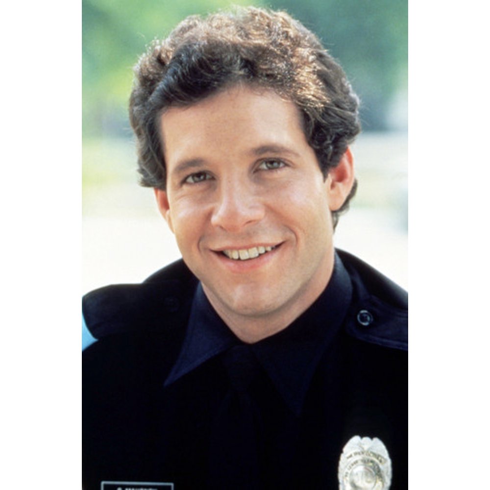Steve Guttenberg in Police Academy 3: Back in Training 24x36 Poster ...