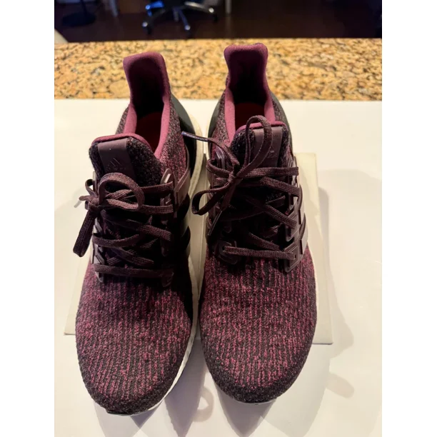 Adi - das Ultra Boost Running Shoe, Red/Black Size 9 | Bodega Aurrera ...