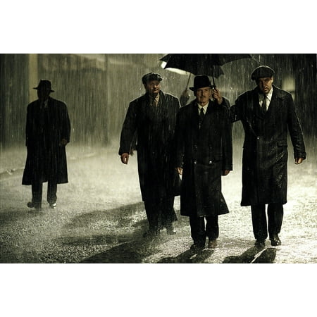 Paul Newman in the rain in Road To Perdition Photo Print (10 x 8 ...