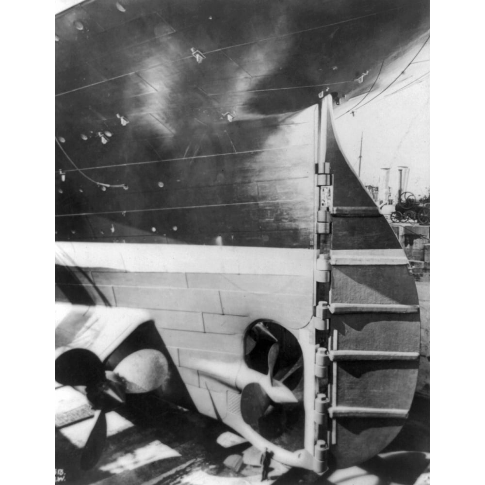 Titanic Stern 1912. Nview Of The Stern And Rudder Of The Rms 'Titanic ...
