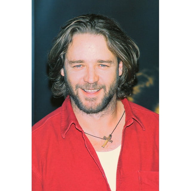 Russell Crowe Candid Smiling Color 24x36 Poster - Walmart.com