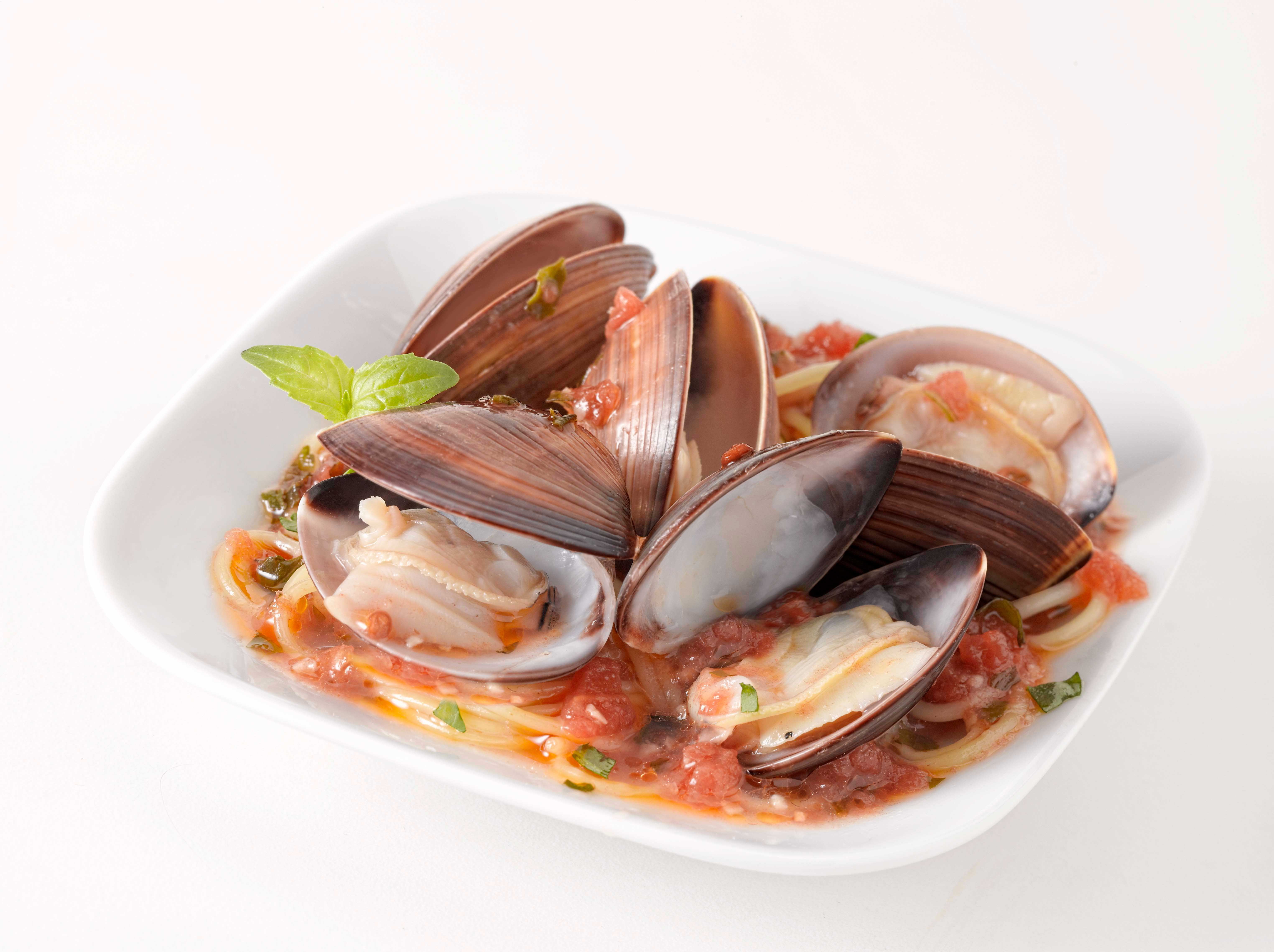 Oyster Bay Whole Cooked Clam 11/16, 1 Pound -- 10 per case - Walmart.com