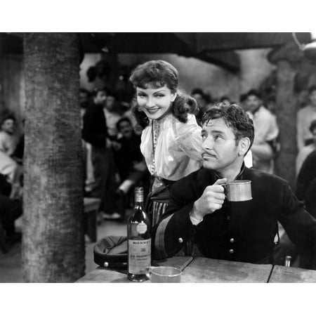 Under Two Flags Still (20 x 16) | Walmart Canada