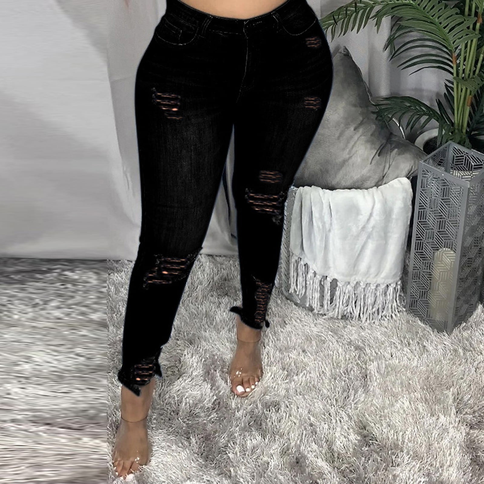 Sexy Girls In Ripped Jeans