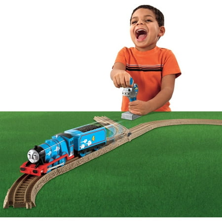 Thomas & Friends TrackMaster 3-Speed Gordon Remote Control Engine ...