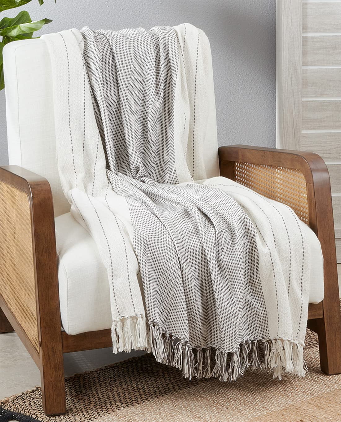 Fennco Styles Classic Kantha Stitch Cotton Throw Blanket with Tassel 50 ...