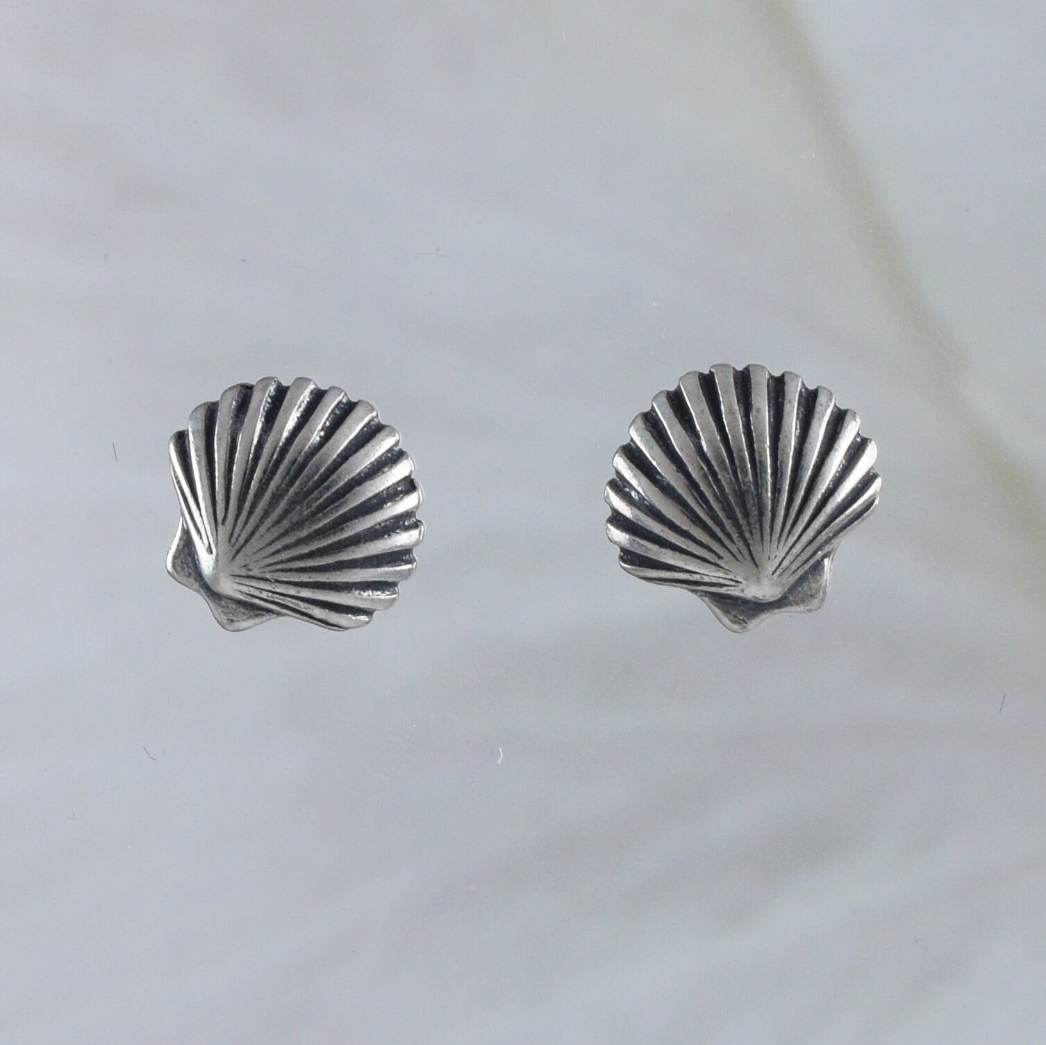 Pretty Hawaiian Seashell Earring, Sterling Silver Sea Shell Stud Earring, E8151 Valentine ...