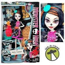 Walmart Exclusive: Monster High Draculaura Vampire Heart Doll with ...
