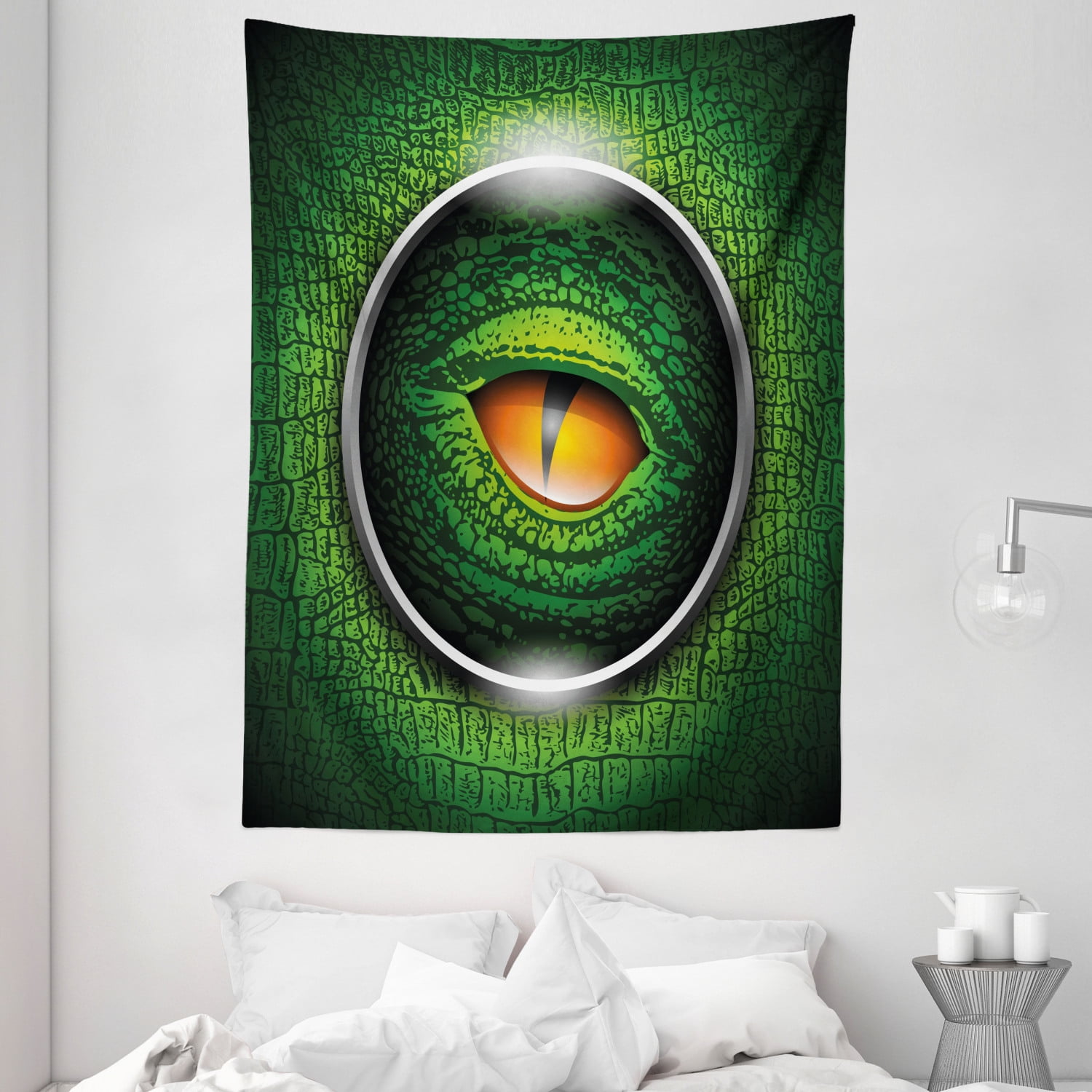 Eye Tapestry, Vibrant Realistic Eye of Reptile Animal Natural Wildlife ...