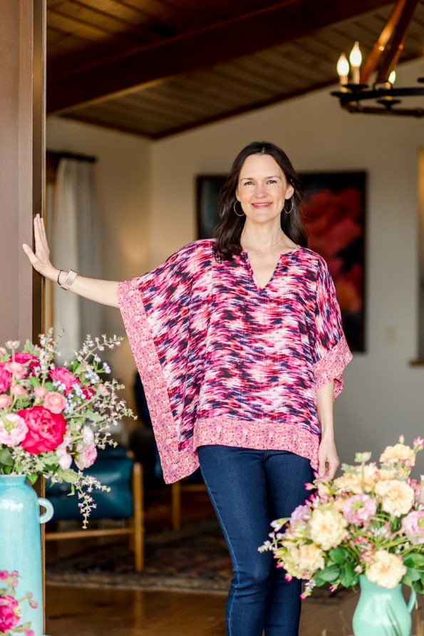 The Pioneer Woman V-Neck Print Poncho, Women’s