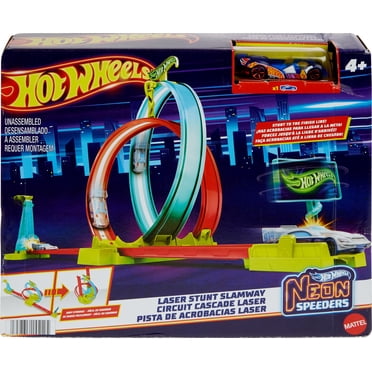 Adventure Force Crash Racers Figure 8 Circuit, Motorized Vehicle ...
