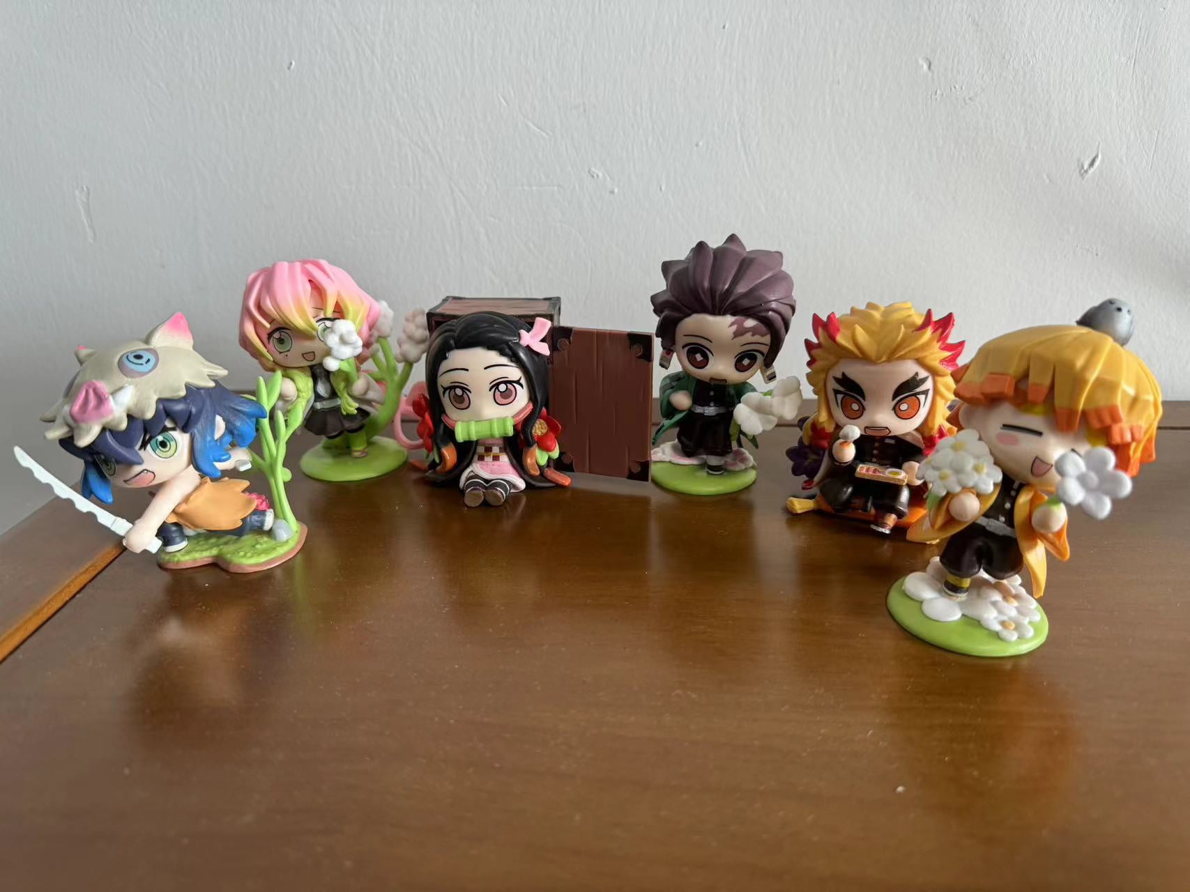 Demon Slayer: Kimetsu no Yaiba Figura 21 Nezuko Zenitsu Llama Pilar ...