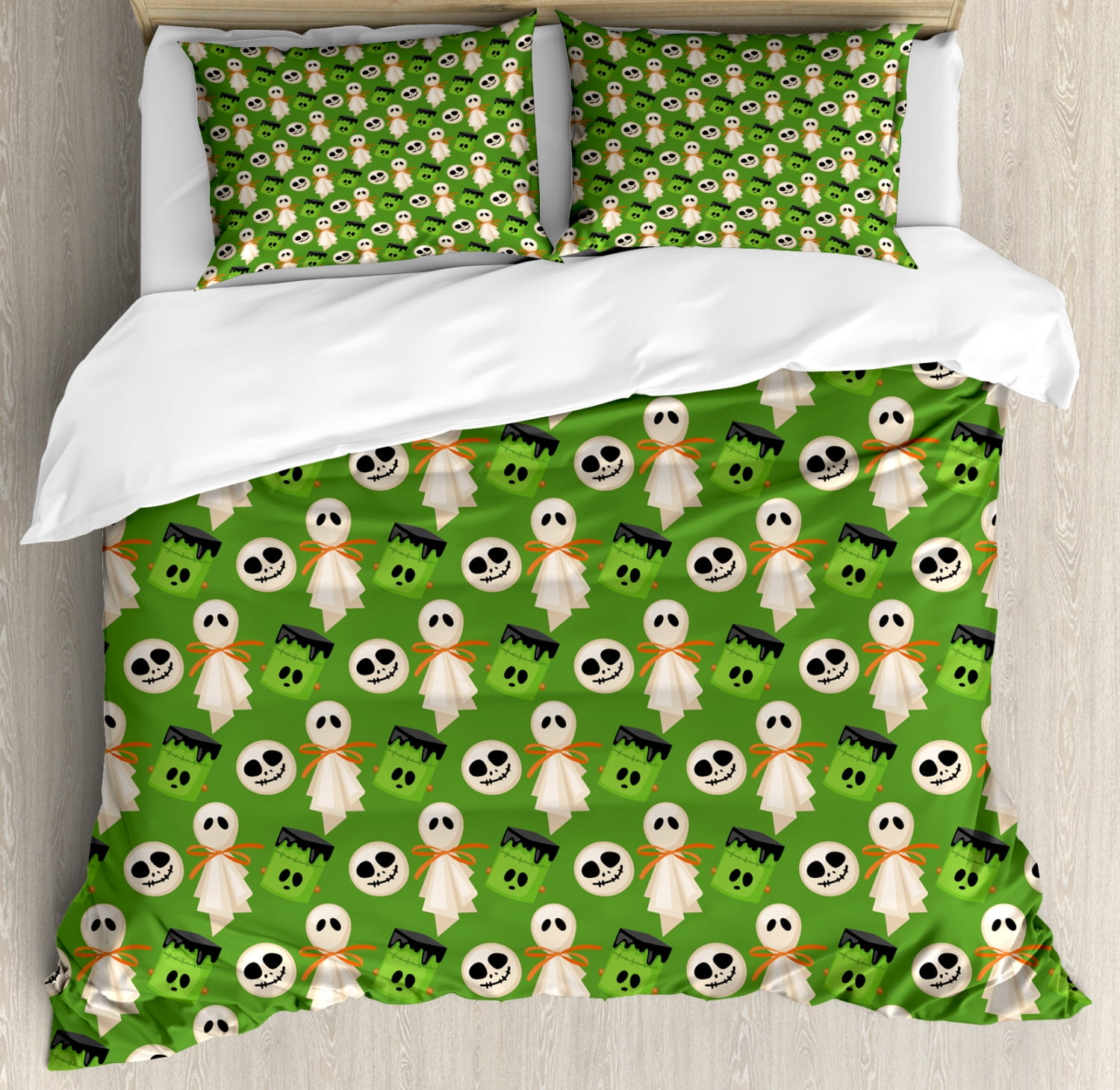 Halloween Duvet Cover Set, Repetitive Horror Themed Pattern with Ghosts ...