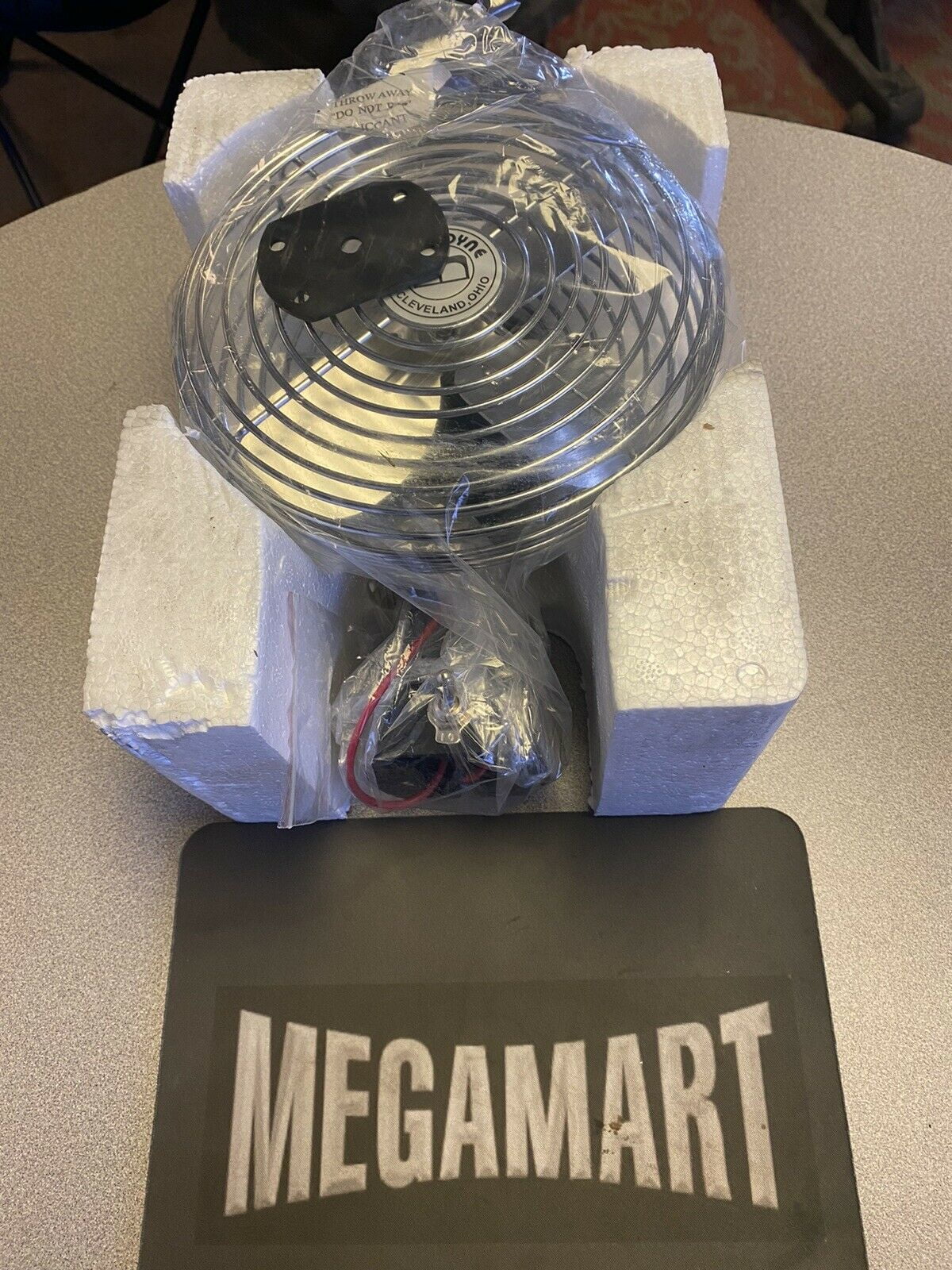 BRAND NEW Maradyne Fan FC-100012 12 VOLT - Walmart.com