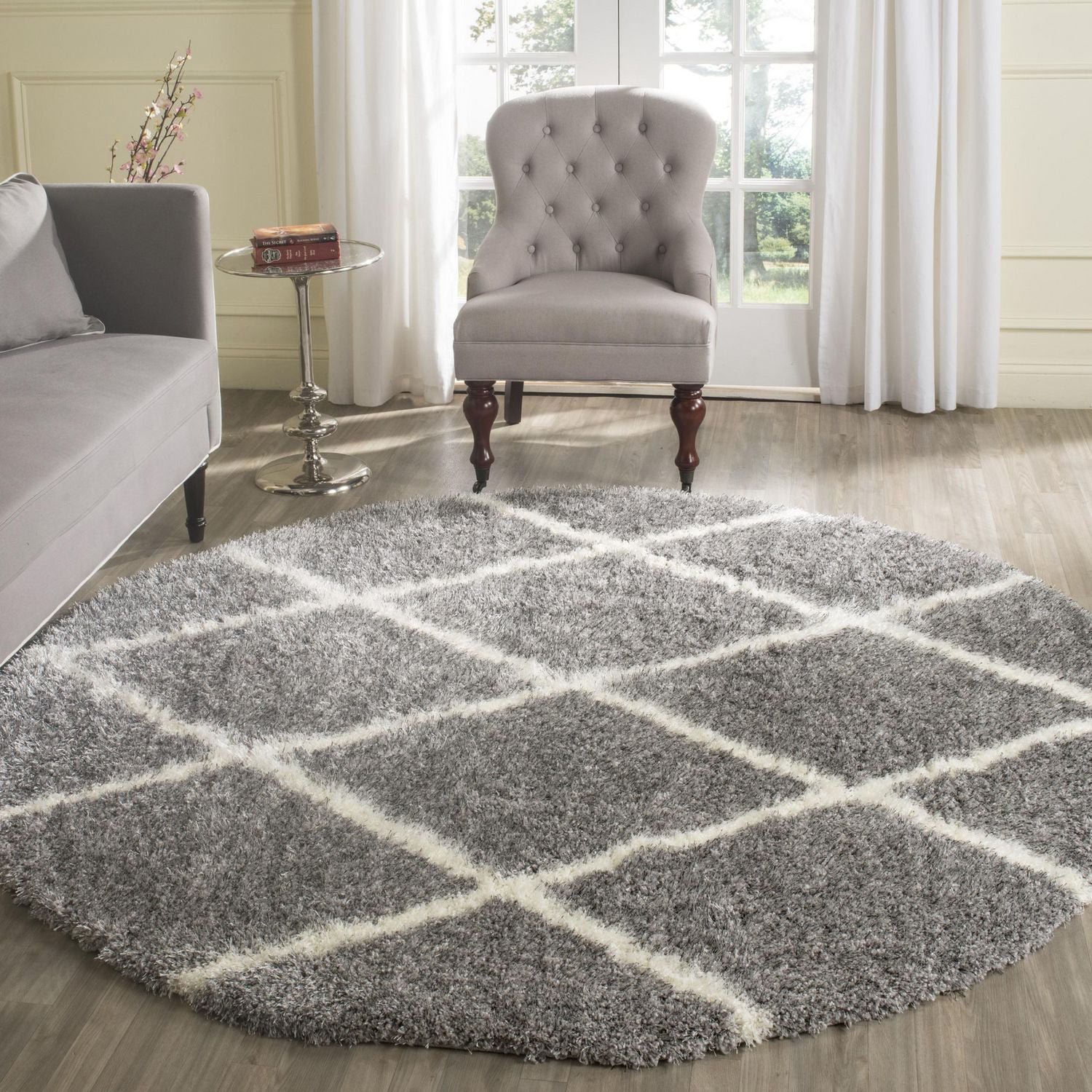 Click here for Safavieh Montreal Vesela Geometric Shag Area Rug 6... prices