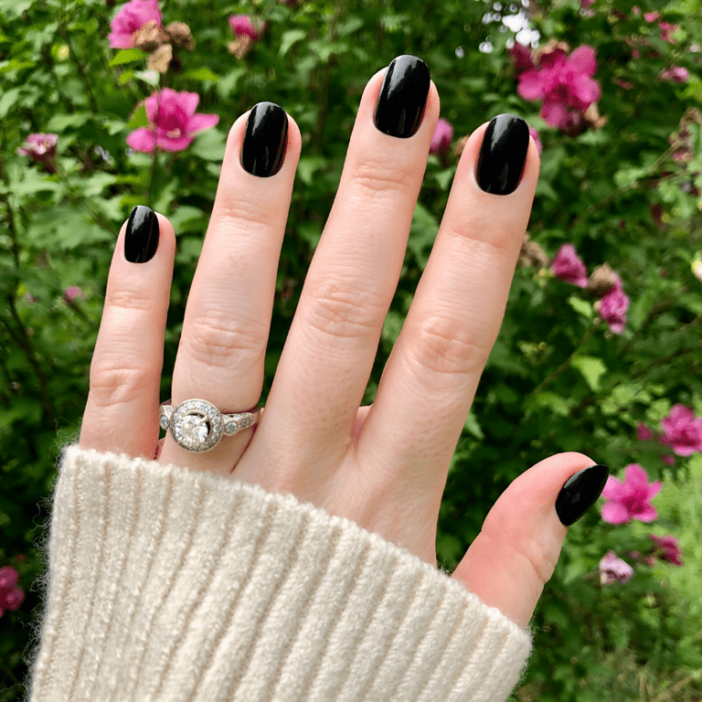 Olive June Instant Mani Round Extra Short Press On Nails Black E M 42 Pieces