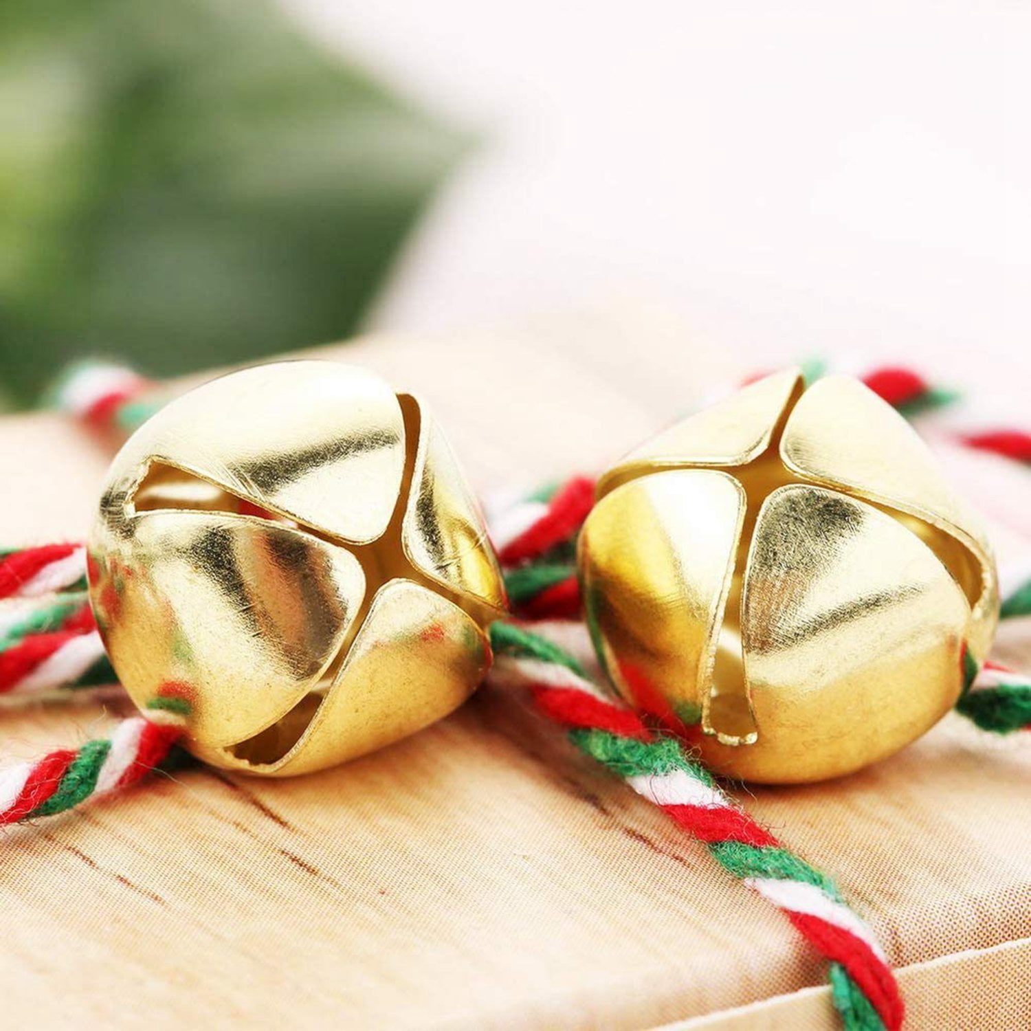 Click here for Unbranded 100 Pieces Jingle Bells  15mm Metal Jing... prices